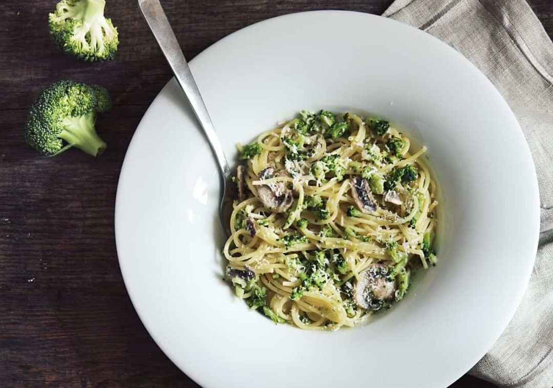 Italian Broccoli & Spaghetti Recipe | Eat Picks